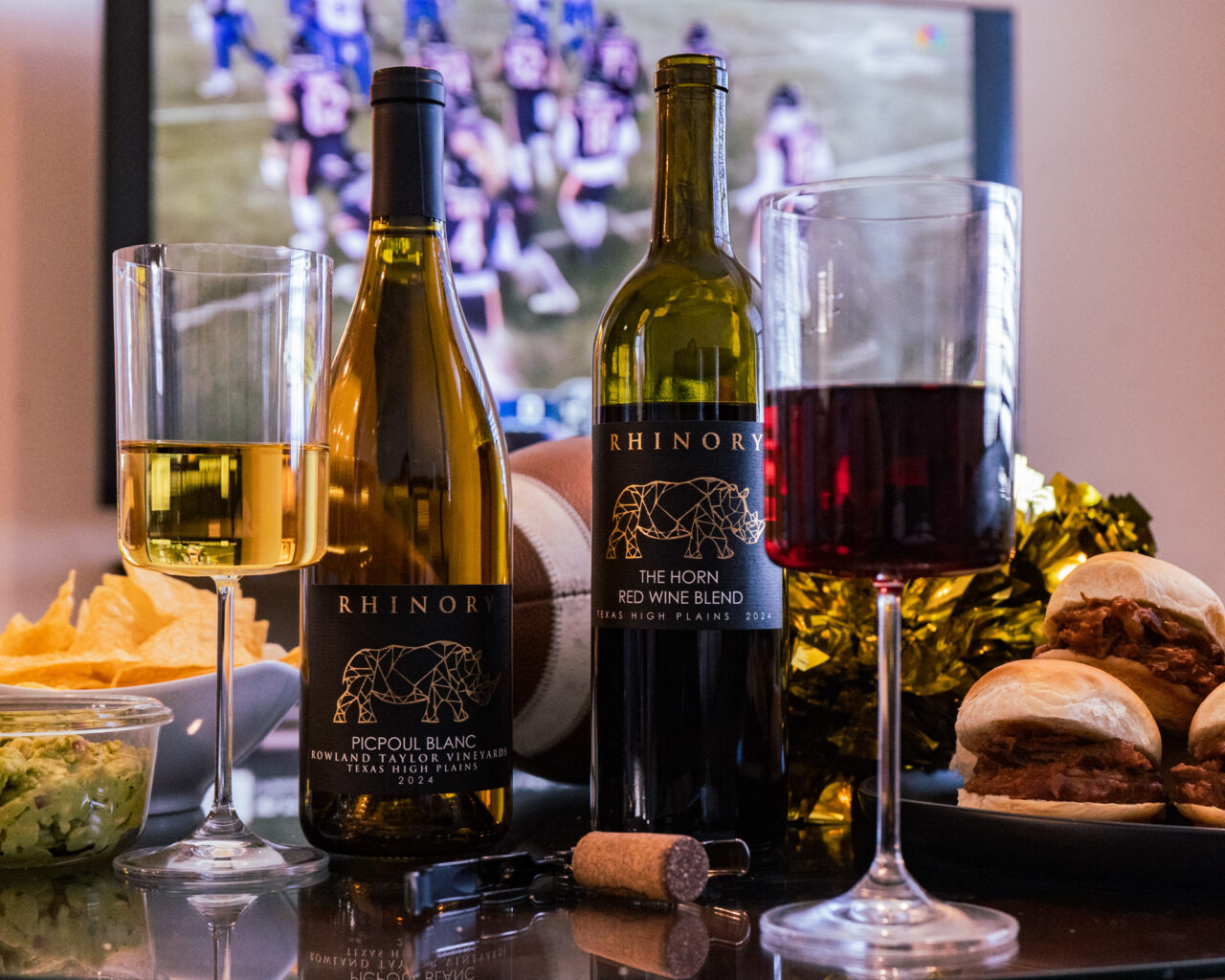 The Ultimate Super Bowl Wine Duo: Pair Texas Wines with Guacamole ...
